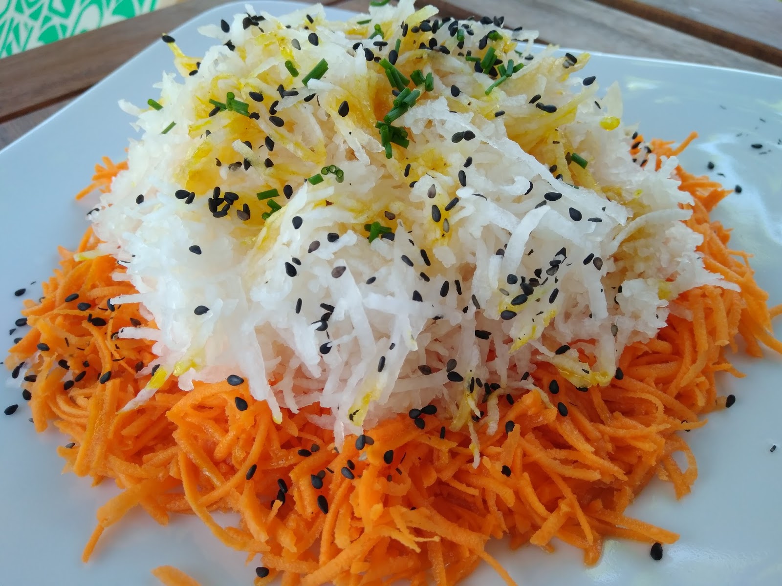Las recetas de Nai: Ensalada de nabo daikon y zanahoria