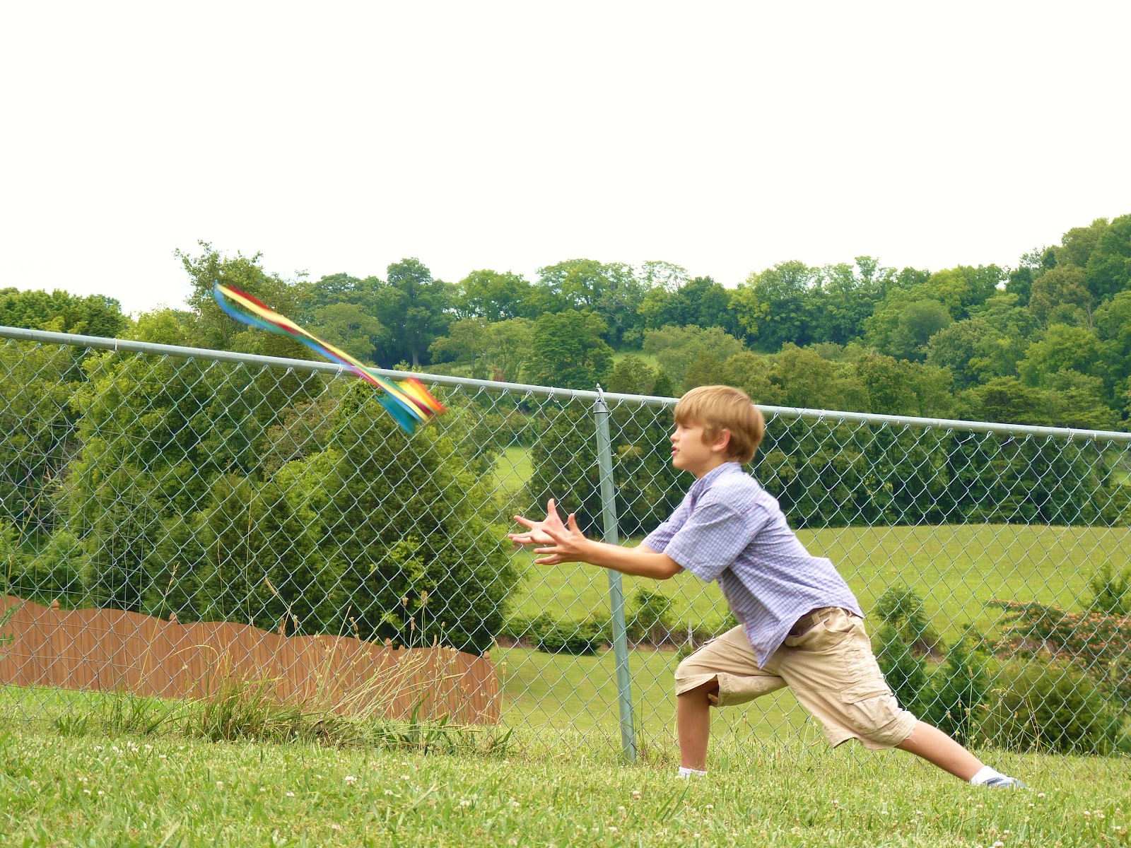 At the Butterfly Ball: Comet throwing toy tutorial