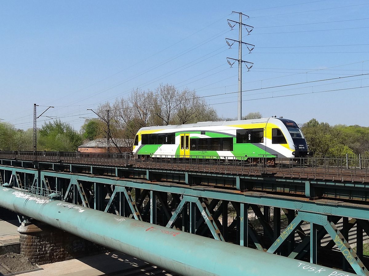 Wagony spalinowe SA135-018 i SA135-016 | Torowy