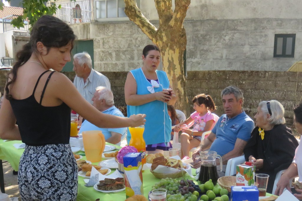 TRAVANCAS DA RAIA: Festa do Lar de Travancas' 17