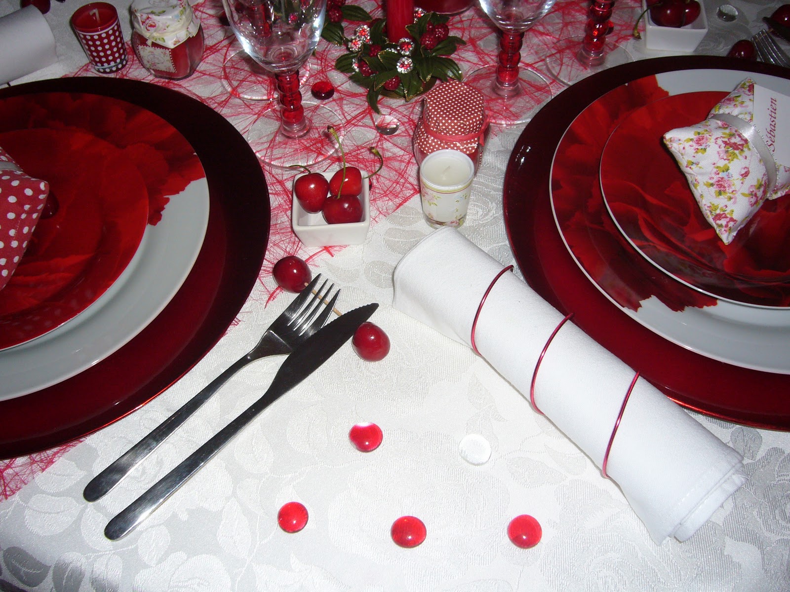 LES TABLES D'ISA: Table Rouge et Blanche