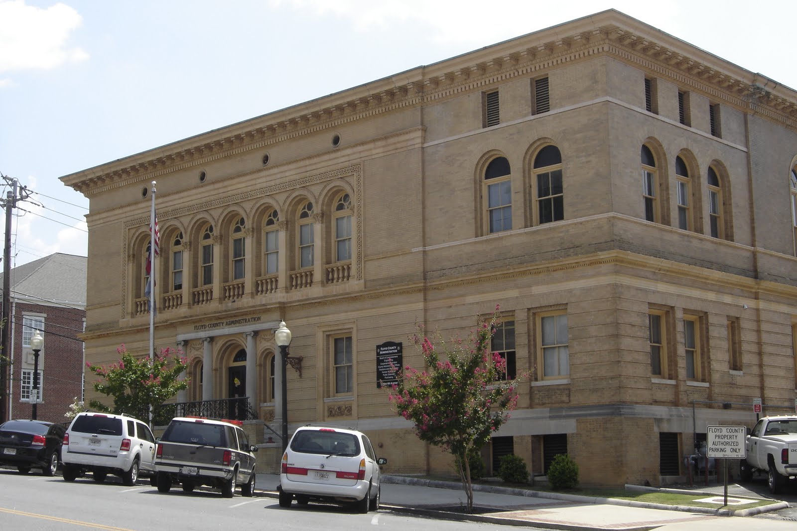 Places To Go, Buildings To See: Floyd County Administration Building ...