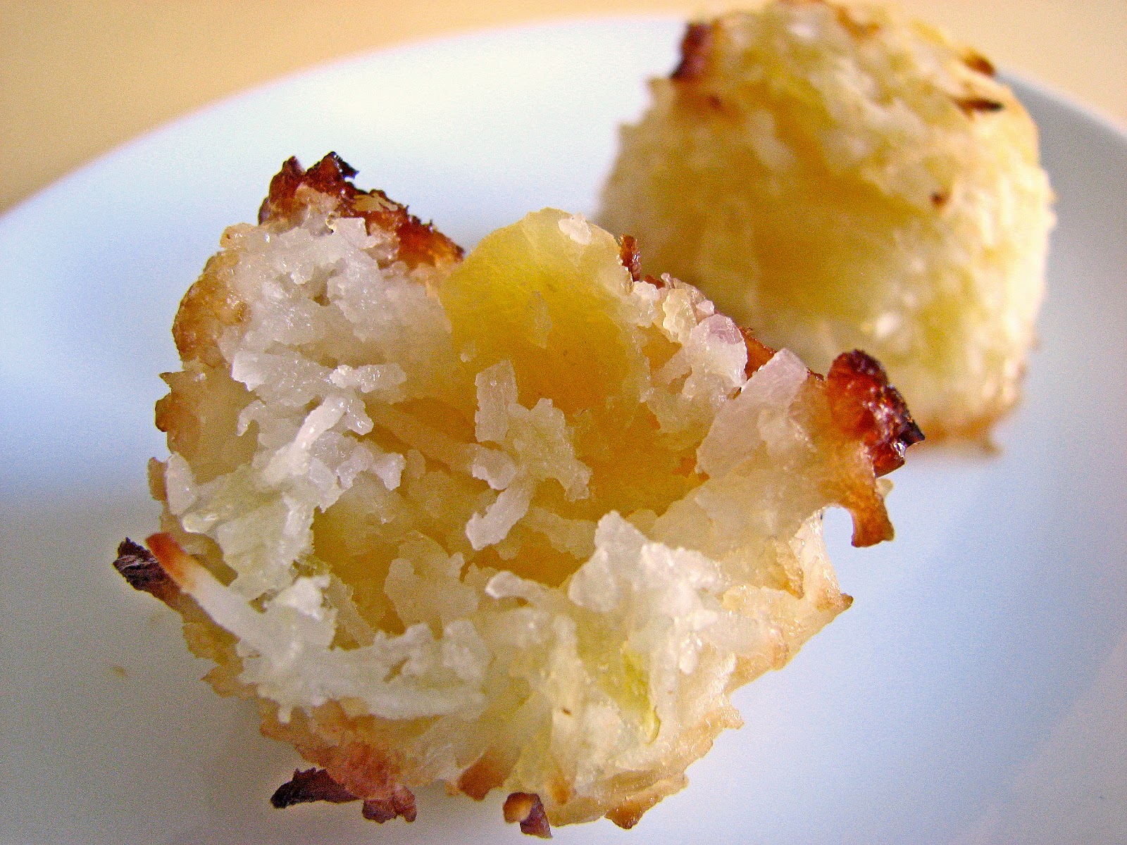 :pastry studio: Pineapple Coconut Macaroons