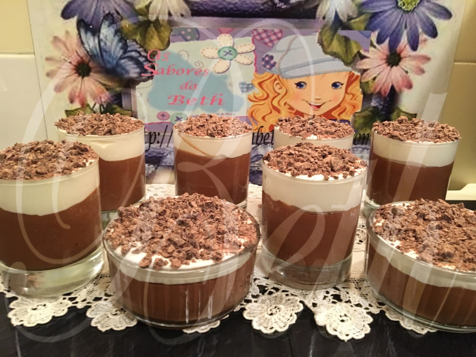 .: Mousse de Chocolate com Chantilly / Mousse au chocolat et Chantilly