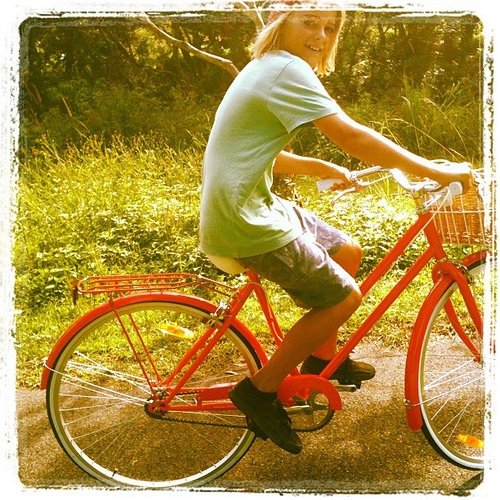 Indigo Inspirations: lovin'.......my new red vintage bike