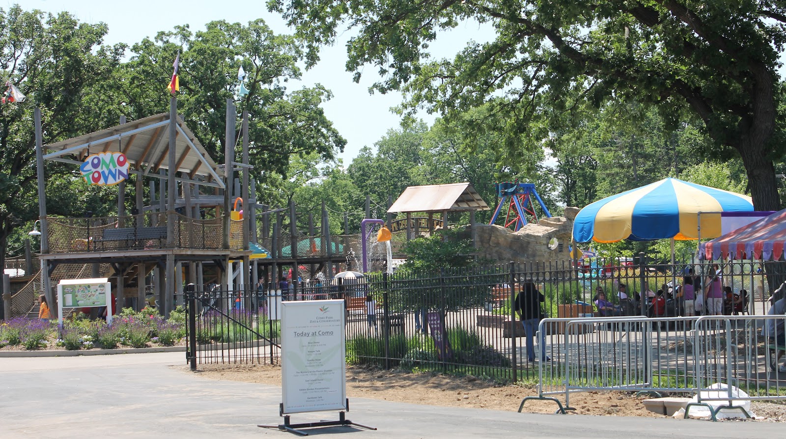 Hoorahoopti Away: Como Park Zoo-Saint Paul, MN
