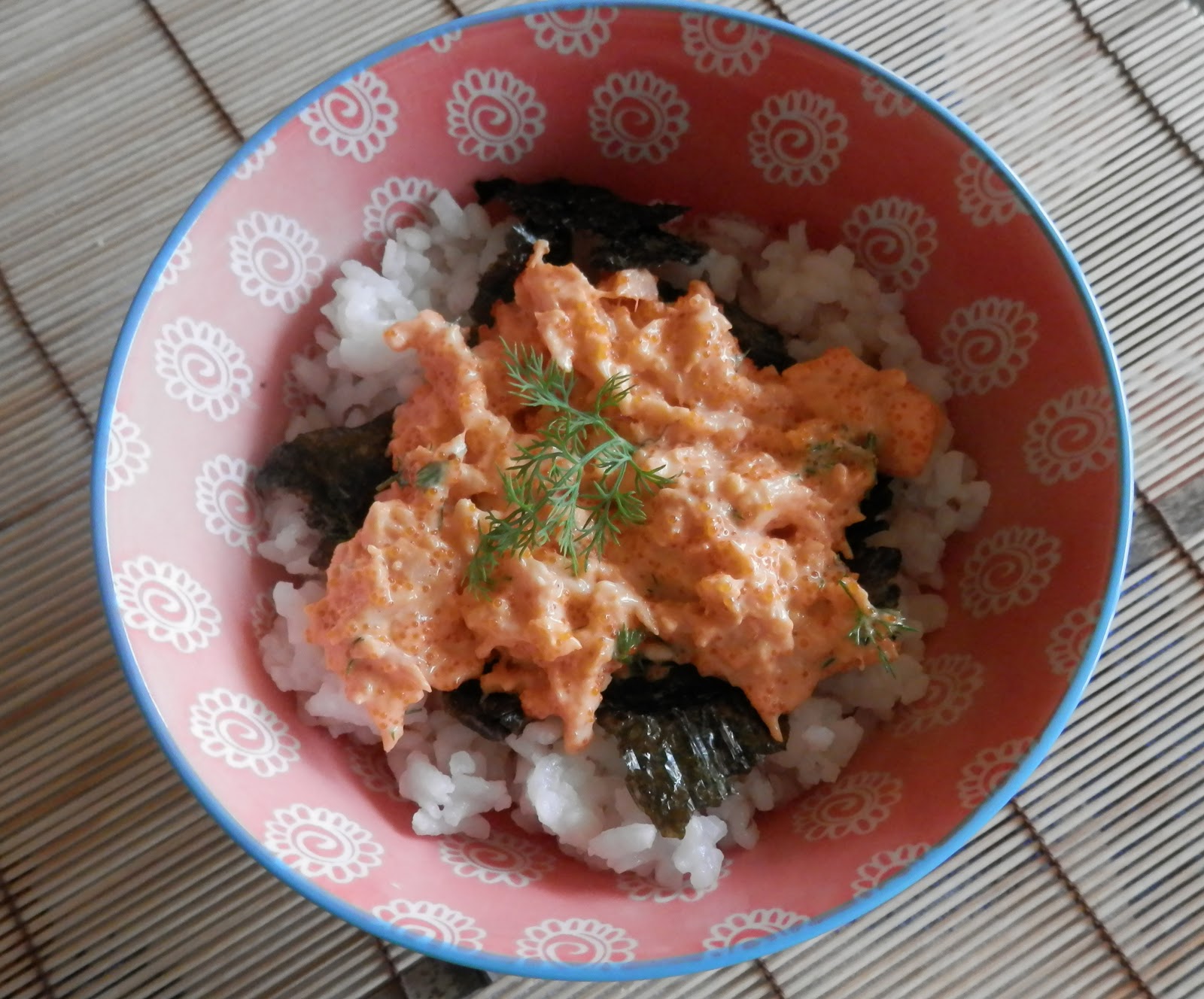 Dosanko in the South: Mayo Salmon Masago Bowl