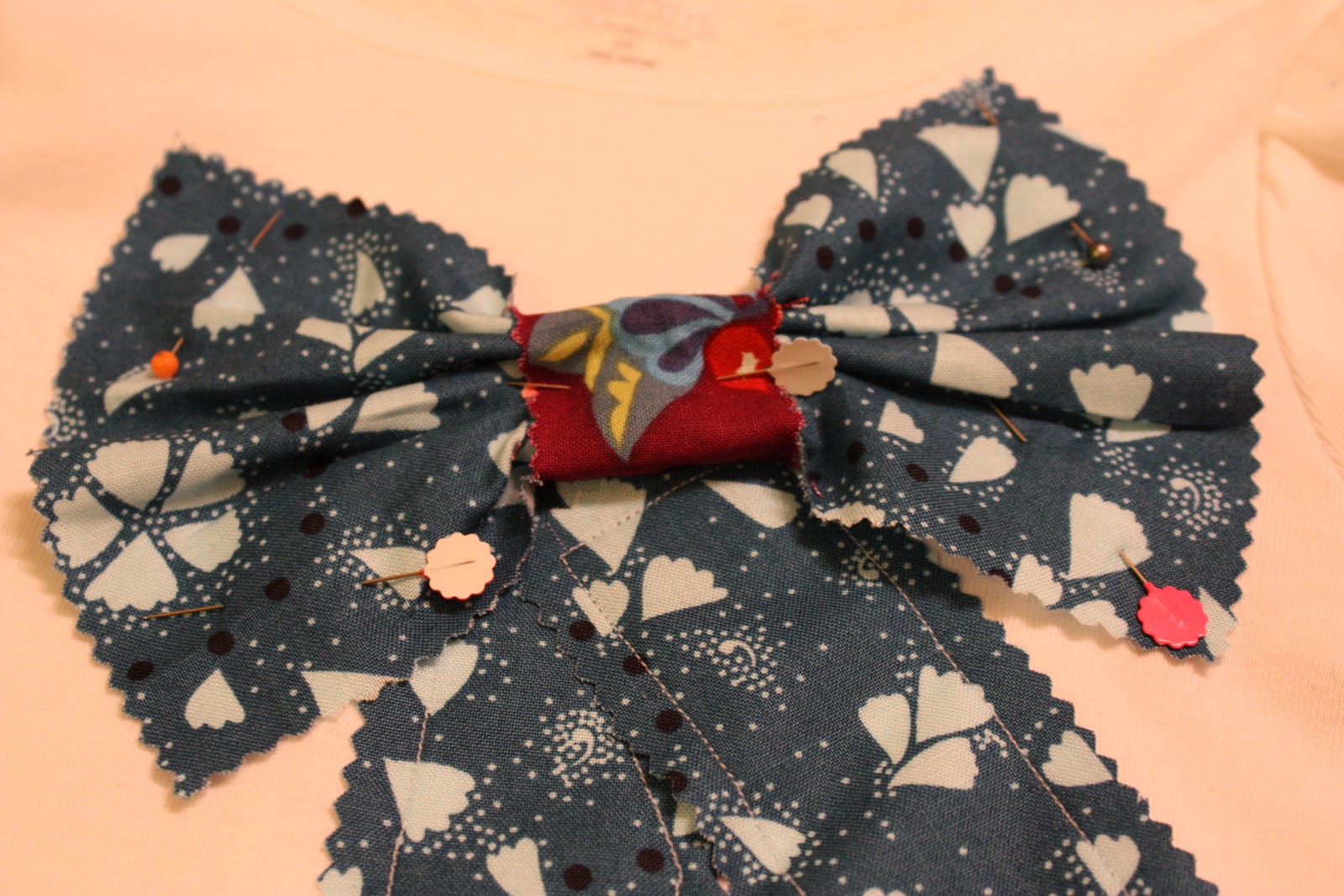 MOM: Bow Shirt Tutorial