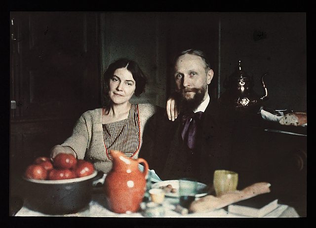 The Early 20th Century through the Eyes of Autochrome