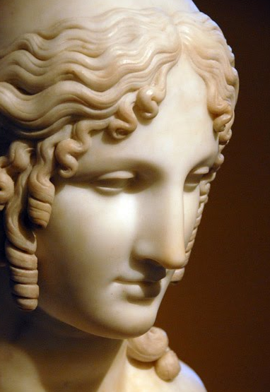 Αρχαίες Ελληνίδες που έμειναν στην ιστορία - ΠΕΡΙΕΡΓΑ - STRANGE