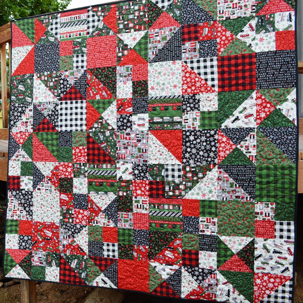 Happy Quilting: Christmas Collection Quilt & Tutorial