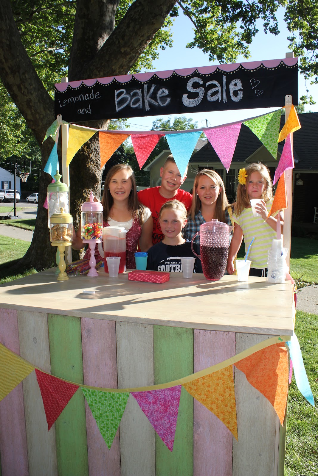 Sweet Sister's Stuff: Lemonade/Bake Sale Stand