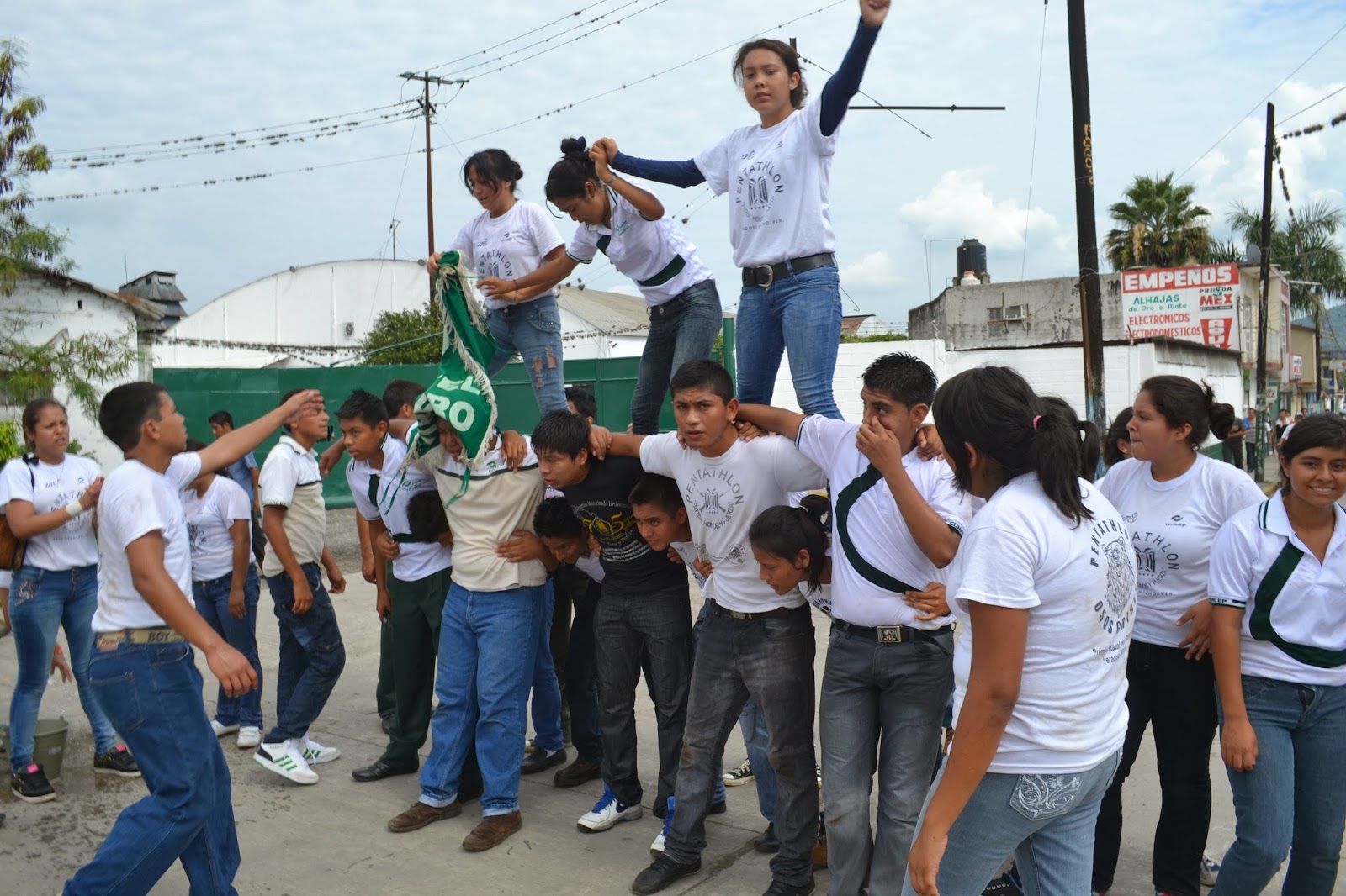Pentas: PARTICIPA EL PENTATHLON-CONALEP 103 POR PRIMERA VEZ EN EL DESFILE DE LA REVOLUCIÓN, EN ...