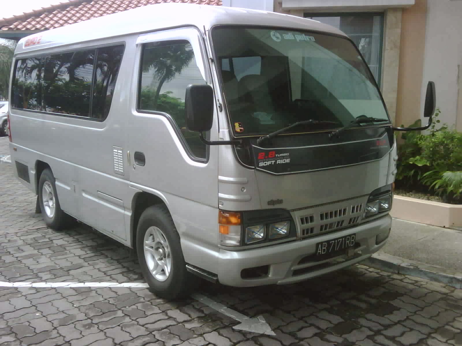 Sewa Bus Jogja I Bus Non Ac Jogja I Elf Jogja I Rental Mobil Yogyakarta ...