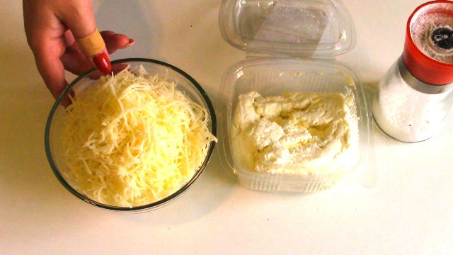 Farfuria vesela: Impletituri cu branza si cascaval