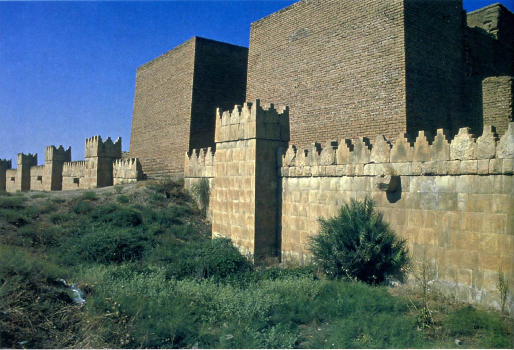 Punto al Arte: El Imperio de Asiria