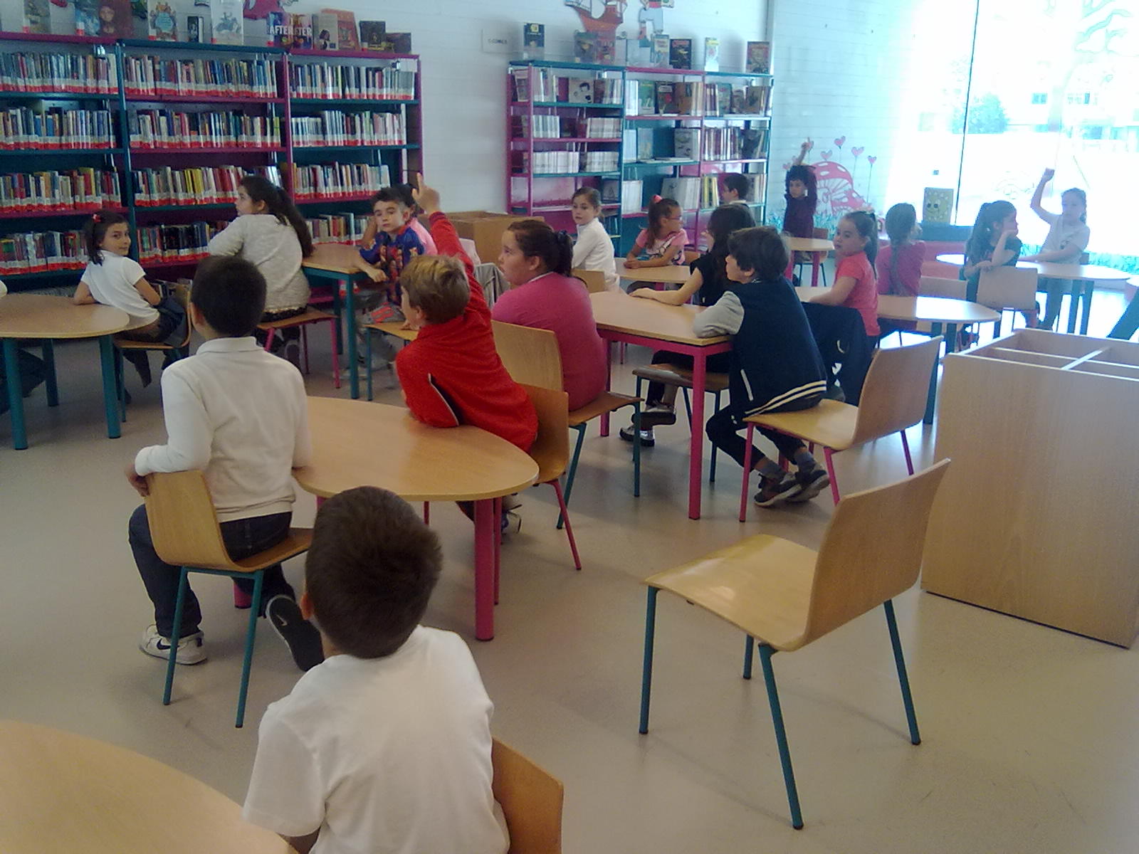 Biblioteca Escolar Domingo Lozano ·~: VISITA A UNA BIBLIOTECA PÚBLICA Biblioteca Escolar Domingo Lozano ·~: VISITA A UNA BIBLIOTECA PÚBLICA