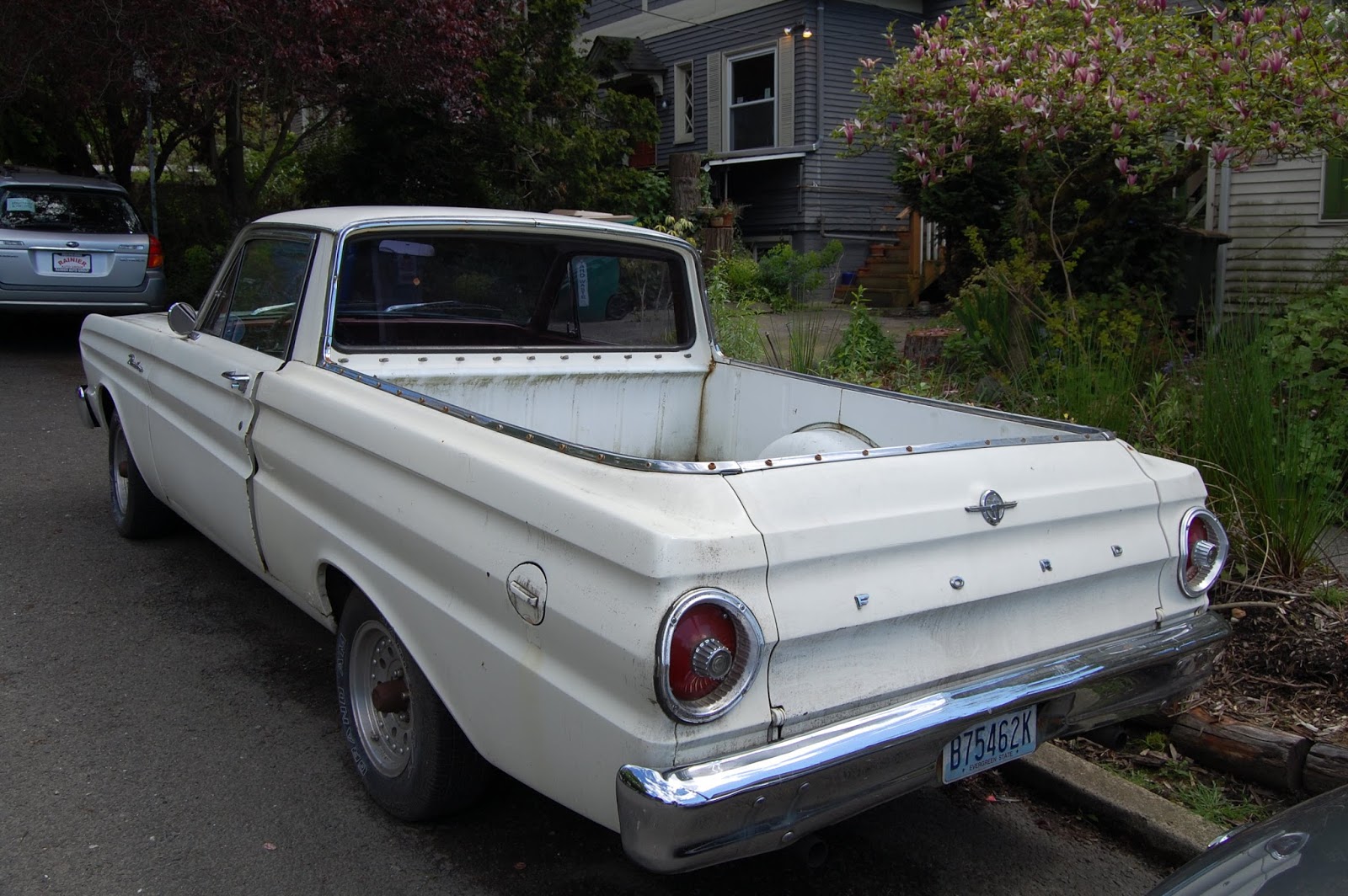 Seattle's Old Cars: Ford Ranchero roundup!