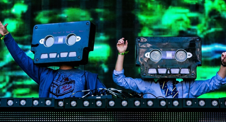 Mau Tau Wajah Asli Marshmello, Inilah 8 Wajah Asli Dibalik Topeng Para ... Mau Tau Wajah Asli Marshmello, Inilah 8 Wajah Asli Dibalik Topeng Para ...