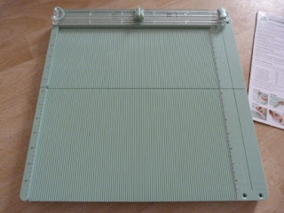 Le Bonheur est dans le Papier: Le Scorer-Trimmer de Making Memories