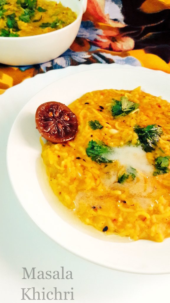 Delish Food: Masala Khichri