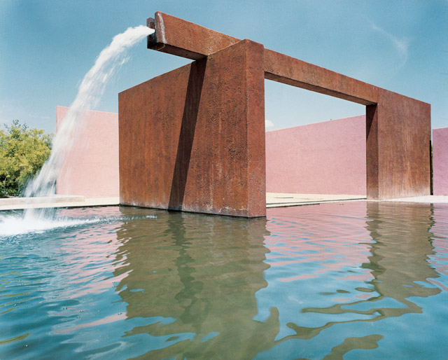 pinkpagodastudio: Luis Barragan--A Master of Light and Color