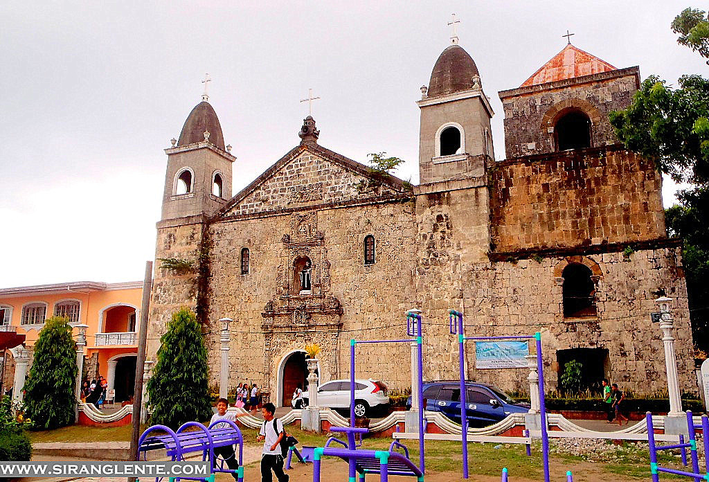 SIRANG LENTE: TIGBAUAN CHURCH, ILO-ILO