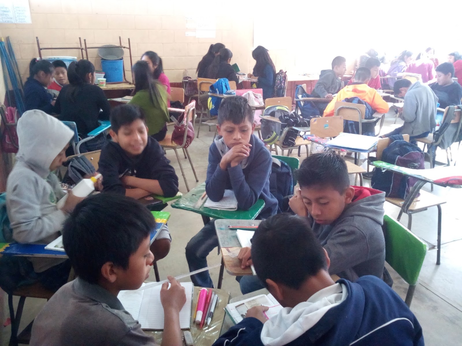 APRENDIZAJE SIGNIFICATIVO: CIRCULO DE DISCUSIÓN GRUPAL