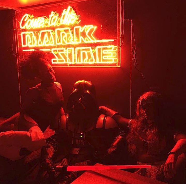 Things To Do In Los Angeles: The Dark Side Bar We Have Another Star ...