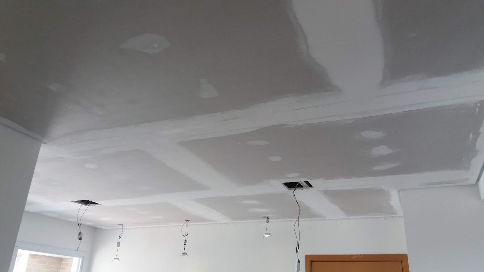 Emassamento de Tetos DryWall - Pintor Residencial, Apartamento, Gesseiro SP