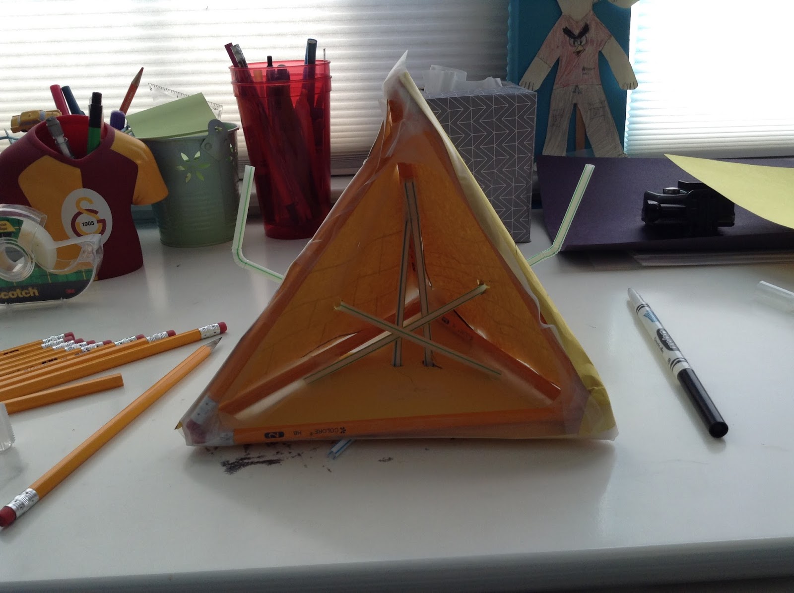 DIY Gravity Falls 3D Pyramid Bill Cipher Made Out of Pencils! How-To ...