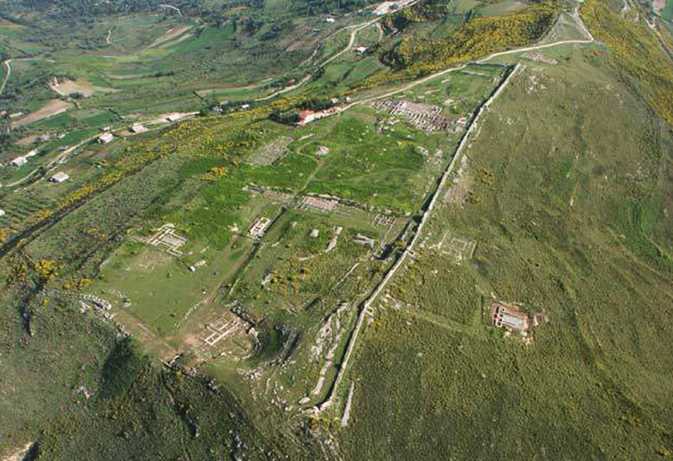 ArqueoLugares: BYLLIS. Colina Gradishta. prox. Kremenar. Ballsh. Albania