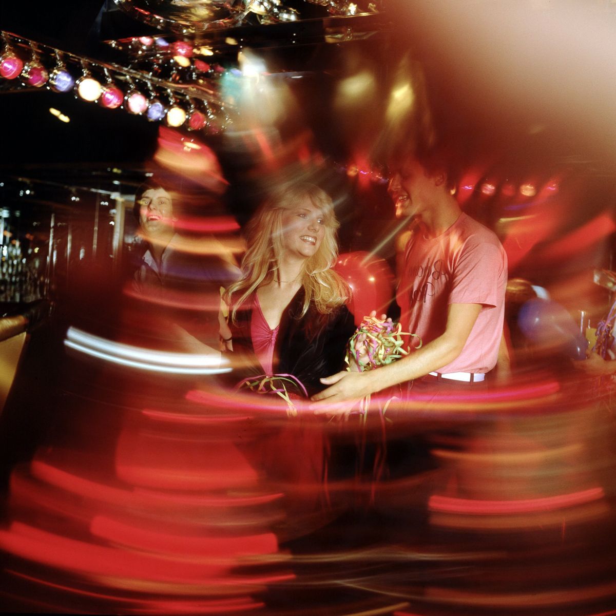 The Dawn of Disco: 13 Interesting Pictures Show Disco's Scenes From the ...