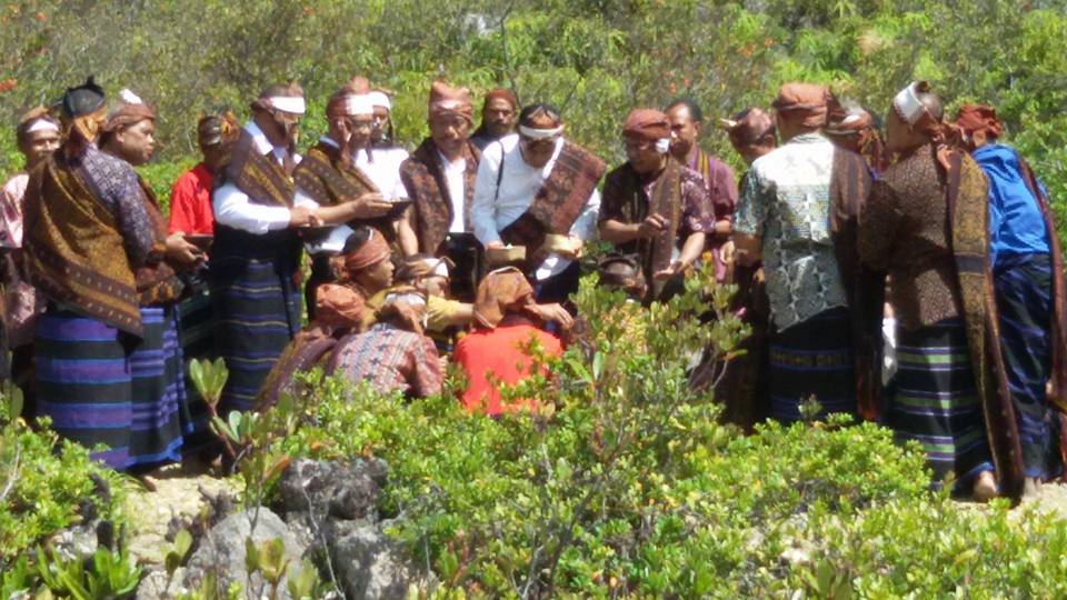 Ritual Pati Ka Dua Bapu Ata Mata di Kelimutu Berlangsung Khidmat | Tiga ...