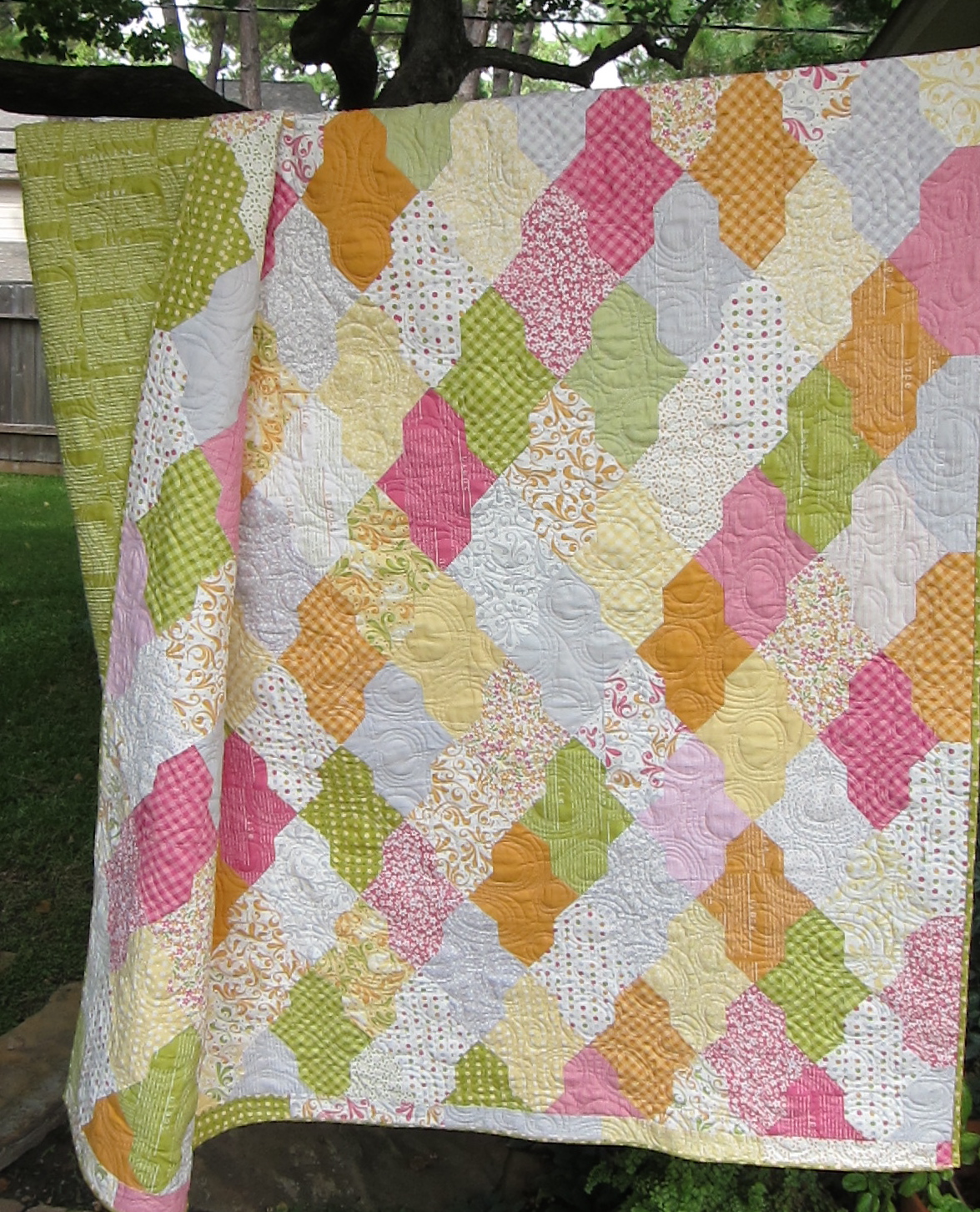 Quilt Story: Sunkissed Sally pretty quilt finish...