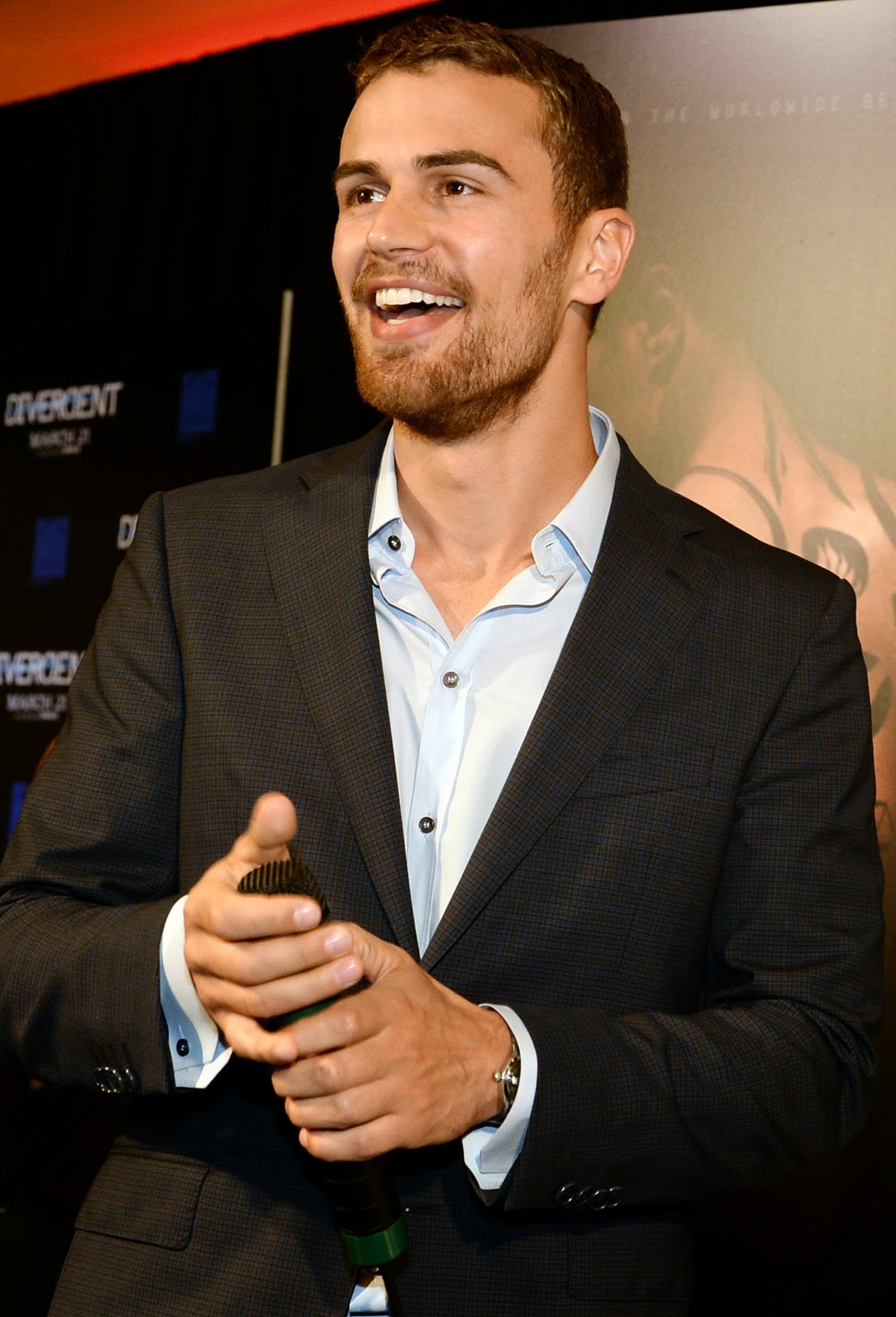 The Divergent Life: DIVERGENT Tour Day 1 Master Post - Photos, Videos ...