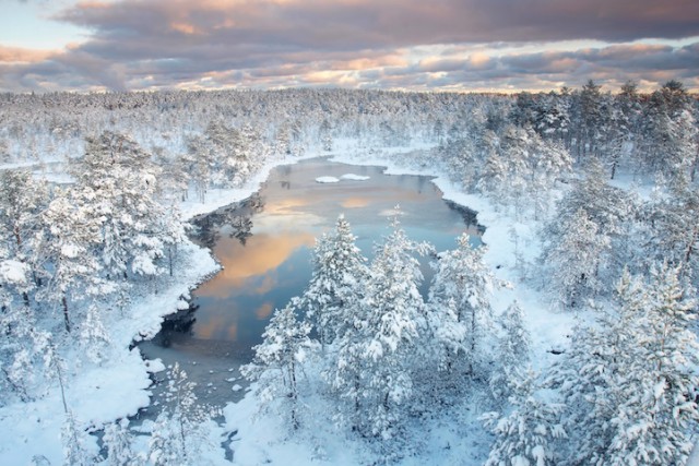 19 Breathtaking Photos Of Winter Wonderlands Around The World - Snow ...