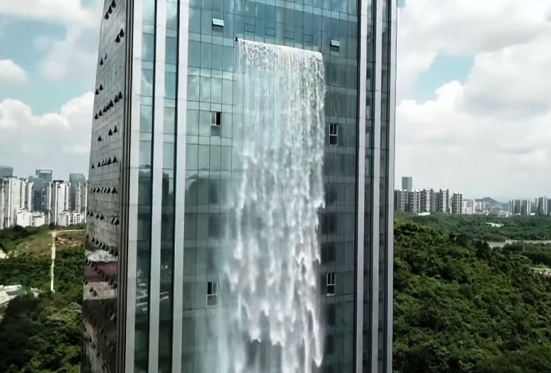 Guiyang Waterfall Building - The World's Biggest Man-Made Waterfall In ...