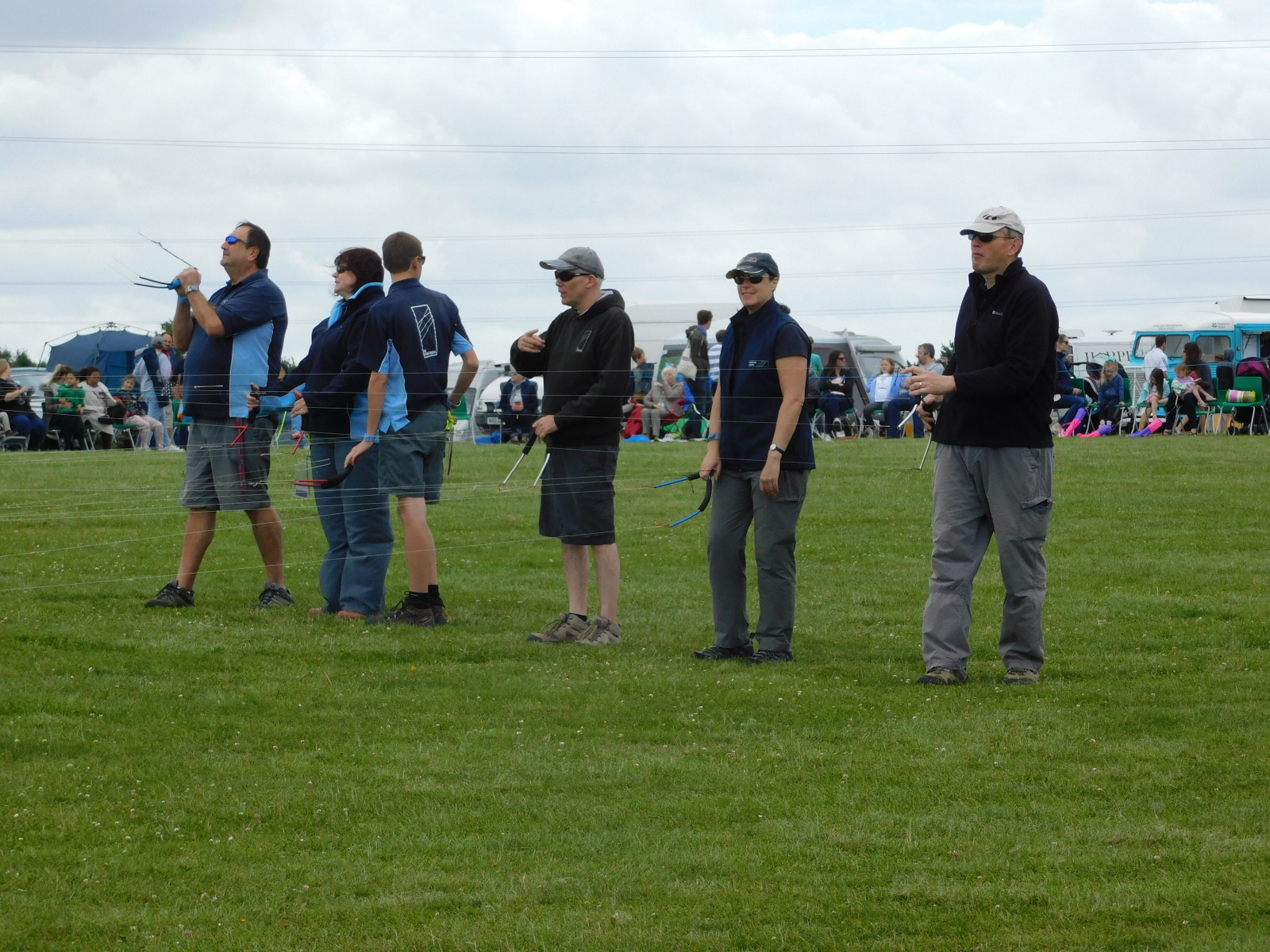 Flying Fish Kiting Team: Dunstable Kite Festival