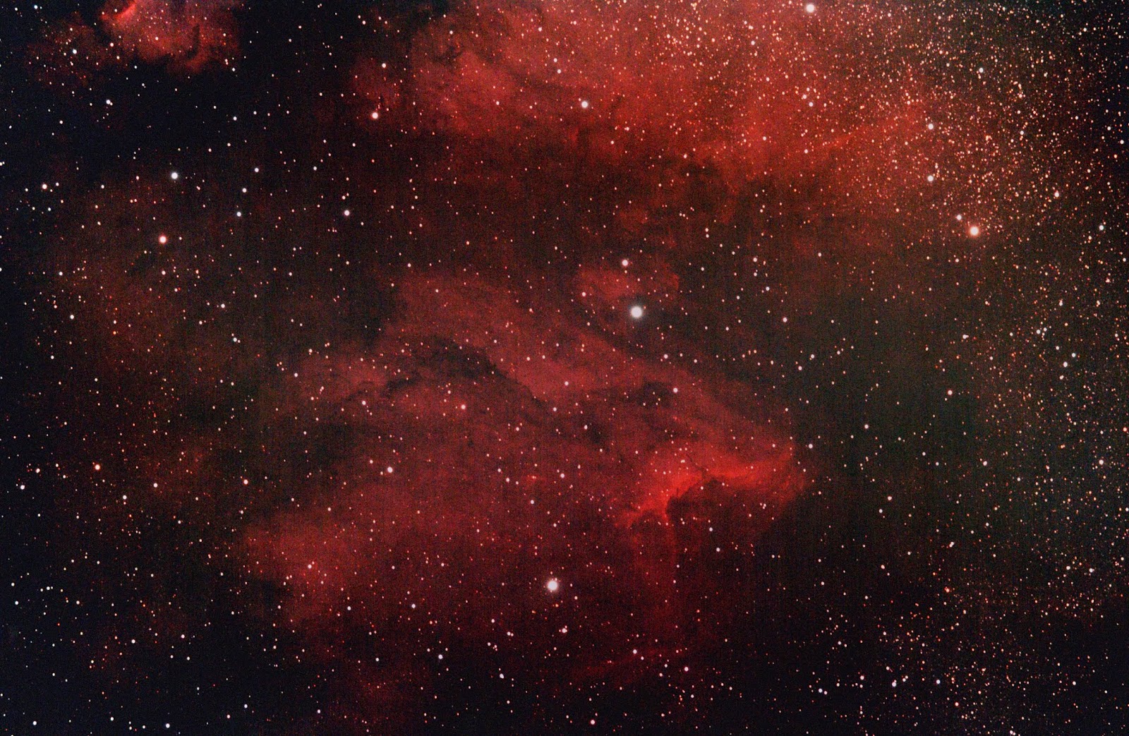 NEBULOSA PELICANO , IC 5067