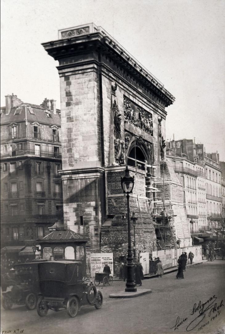 The War Seen From the Street: Rare and Astonishing Photos Document ...