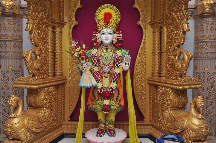 Picture World: Lord Swaminarayan aka Ghanshyam Maharaj Beautiful Photos