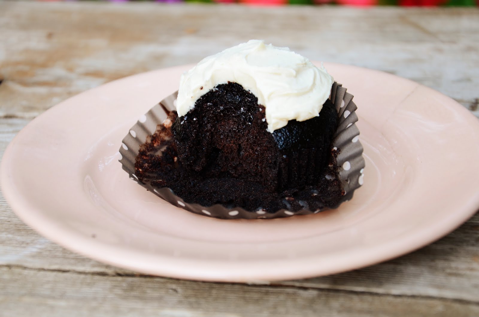 p.s.♡: tasty tuesday: mocha cake (and cupcakes!)