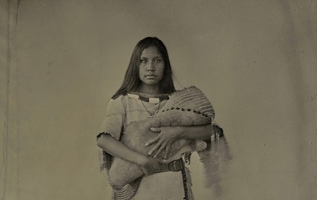 White Wolf : Native Mothers Through The Years: a Collection of Images ...
