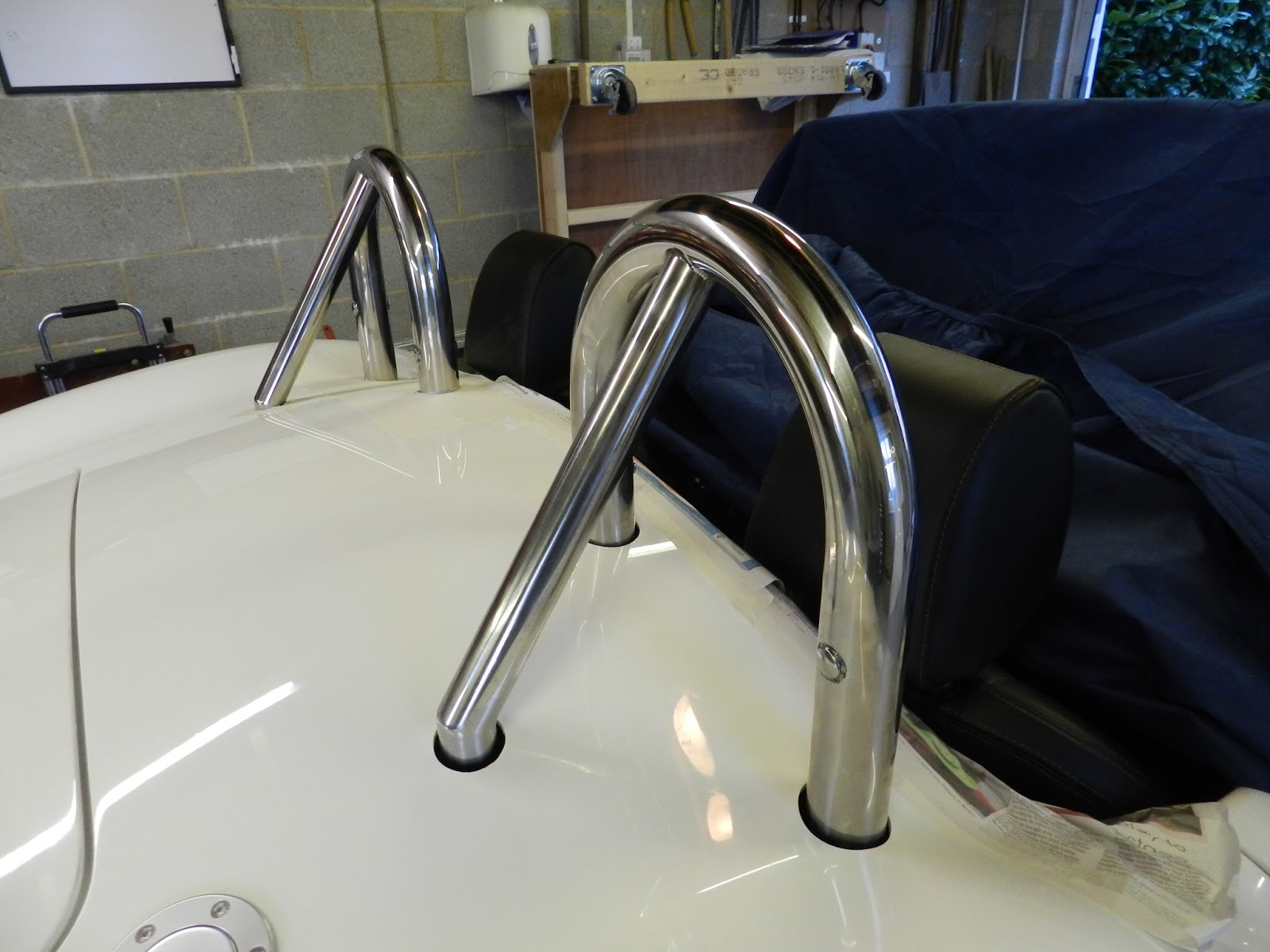 Building a Gardner Douglas 427 AC Cobra replica classic sports car ...