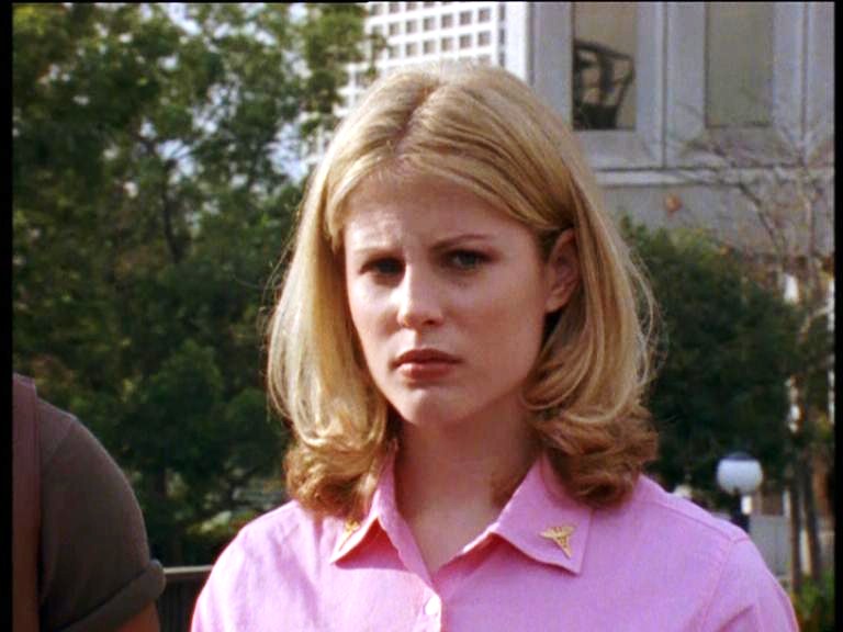 Fierce Divas & Femmes Fatales: Review: Power Rangers Lightspeed Rescue