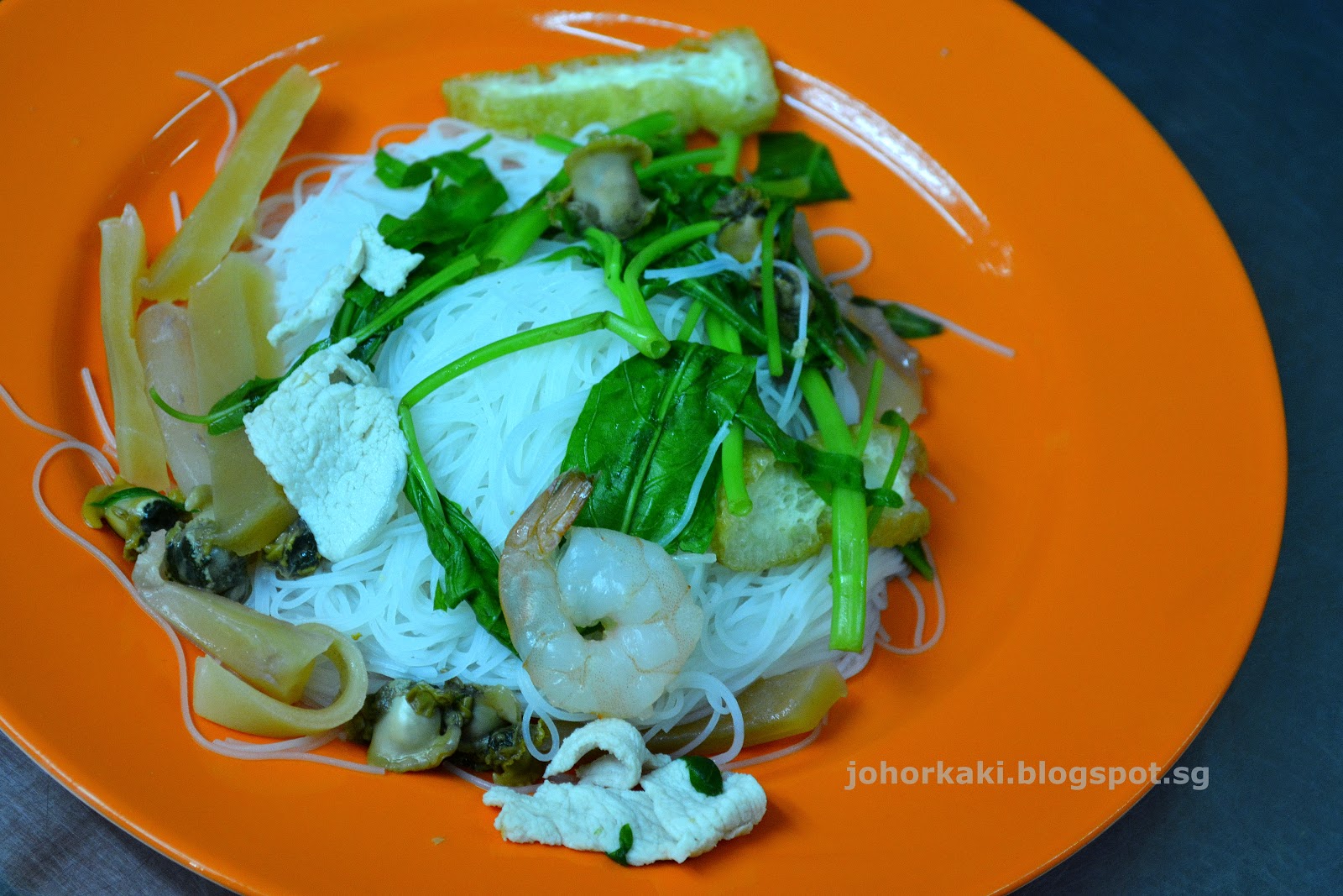 Centre Satay Bee Hoon • Ang Mo Kio Singapore 中心沙嗲米粉 |Tony Johor Kaki ...