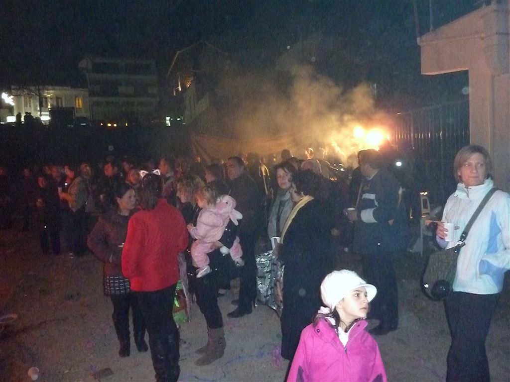 ΣΥΝΔΙΚΑΤΟ ΜΙΚΡΟΠΩΛΗΤΩΝ ΕΛΛΑΔΑΣ: Άναψαν τα Χέγια της Αμφίκλειας.
