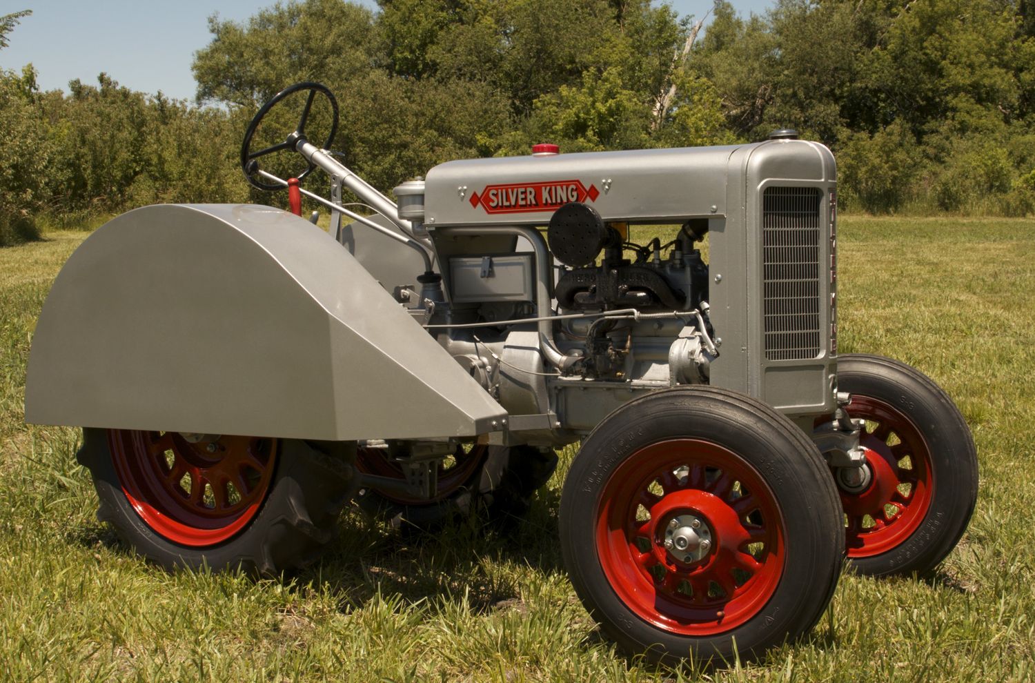 A Born Again Roman: Plymouth-Silver King tractors