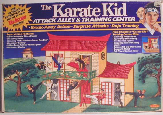 John Kenneth Muir's Reflections on Cult Movies and Classic TV: Playsets ...